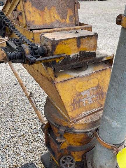 Knoedler Corn Belt burr mill - Schneider Auctioneers LLC