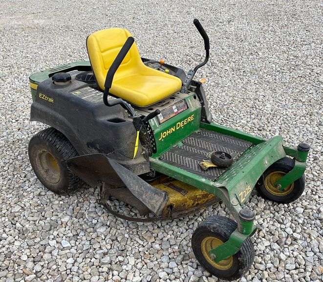 2009 John Deere Z225 zero turn mower - Schneider Auctioneers LLC
