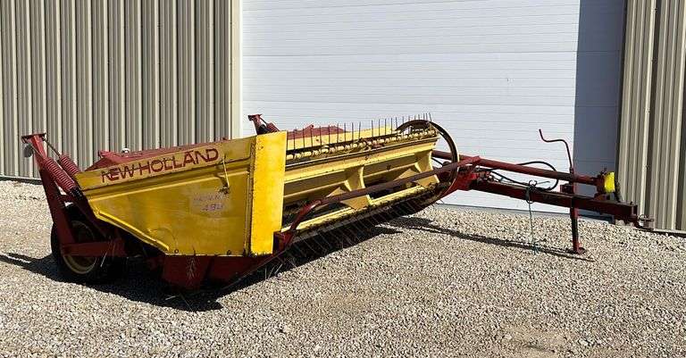 New Holland 488 9' haybine - Schneider Auctioneers LLC