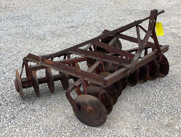 Dearborn 6' 3-pt disc - Schneider Auctioneers LLC