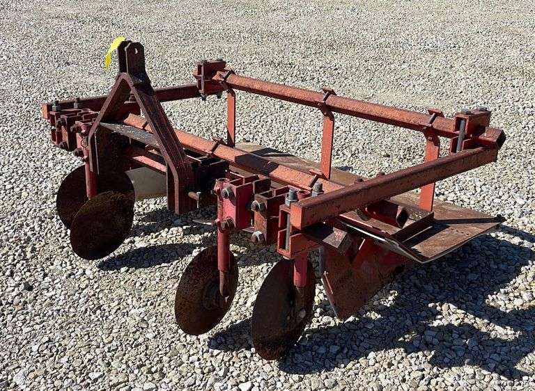 3-pt vegetable bed shaper - Schneider Auctioneers LLC