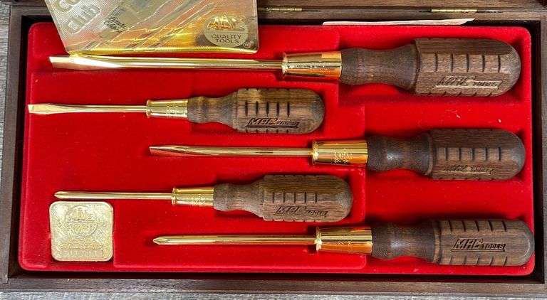 Mac gold plated screwdriver set - Schneider Auctioneers LLC