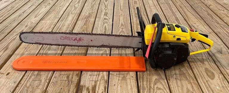 McCulloch Pro-Mac 700 chainsaw - Schneider Auctioneers LLC