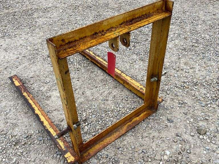 3-pt. carry all frame - Schneider Auctioneers LLC