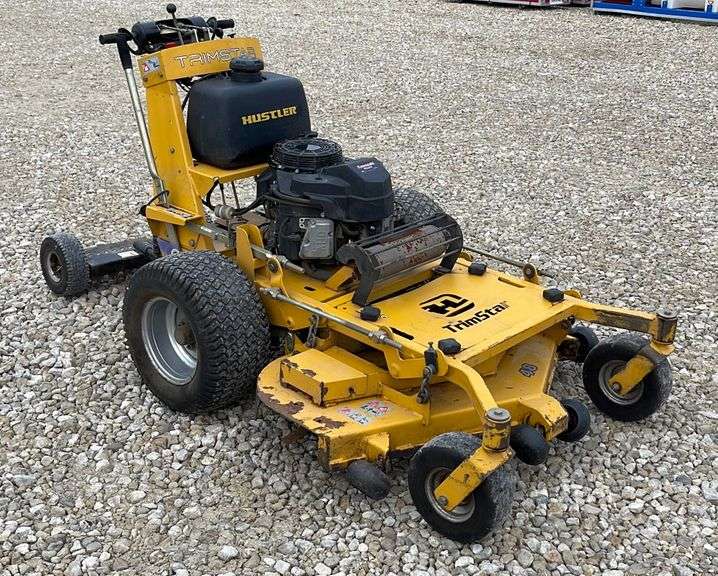 2019 Hustler Trimstar walk behind mower - Schneider Auctioneers LLC