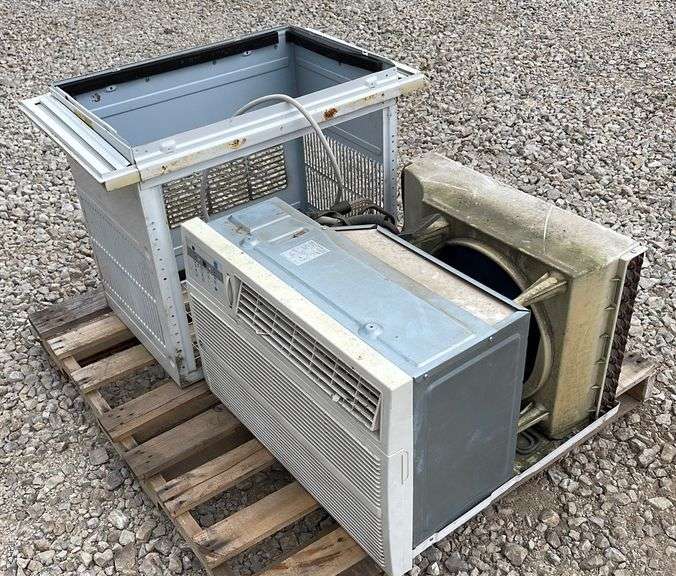 Perfect Aire 220 volt window AC unit - Schneider Auctioneers LLC