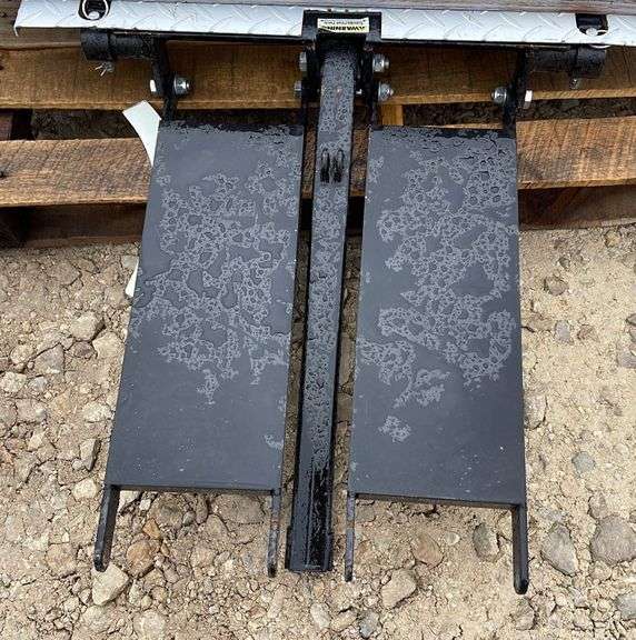 Receiver hitch mounted winch powered lift platform - Schneider ...