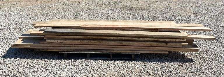 Group of rough sawn oak lumber - Schneider Auctioneers LLC