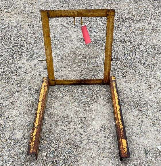 3-pt. carry all frame - Schneider Auctioneers LLC