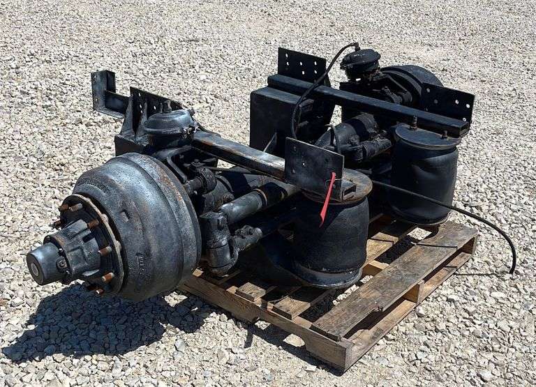 Steerable air lift axle for HD truck - Schneider Auctioneers LLC
