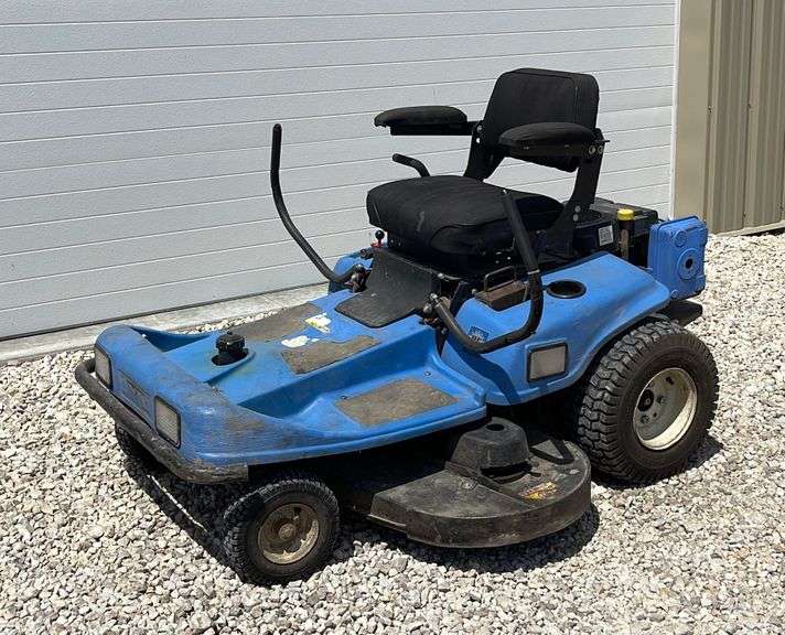 Dixon 4516K zero turn mower - Schneider Auctioneers LLC