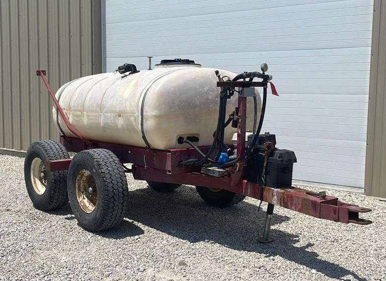 500 gallon pull type sprayer - Schneider Auctioneers LLC