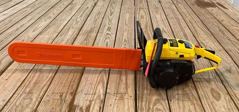 McCulloch Pro-Mac 700 chainsaw - Schneider Auctioneers LLC