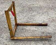 3-pt. carry all frame - Schneider Auctioneers LLC