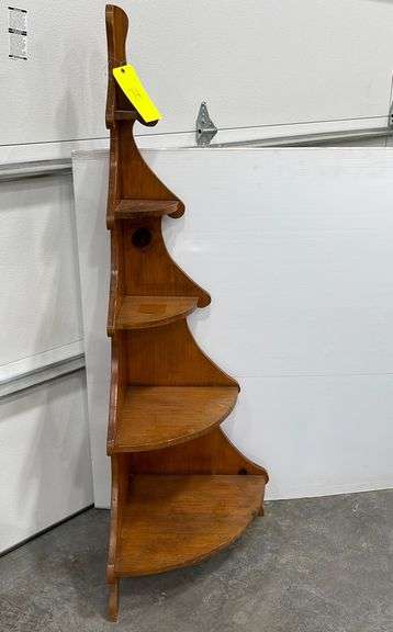 Vintage pine corner shelf - Schneider Auctioneers LLC