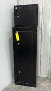 Metal locking gun cabinet - Schneider Auctioneers LLC