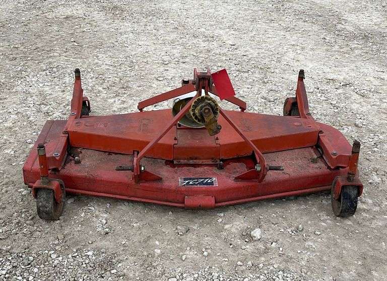 Caroni 6' 3-pt finish mower - Schneider Auctioneers LLC