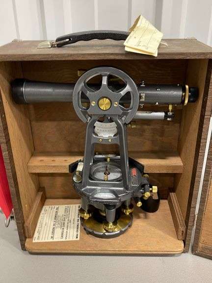 David White mod. 8202 transit w/ accessories - Schneider Auctioneers LLC