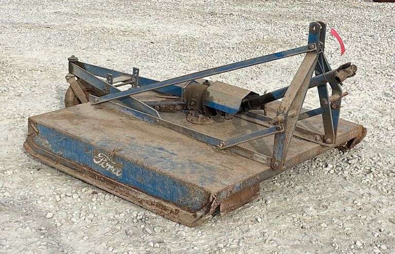 Ford 5' 3-pt brush hog - Schneider Auctioneers LLC