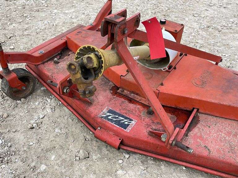 Caroni 6' 3-pt finish mower - Schneider Auctioneers LLC