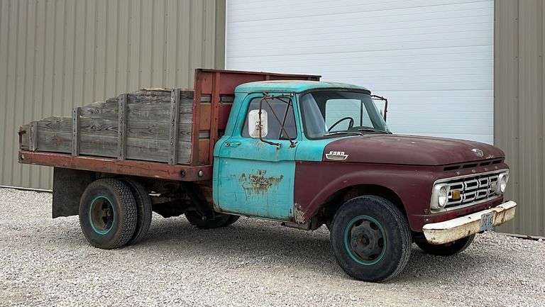 1966 Ford 1-ton flatbed dump truck - Schneider Auctioneers LLC