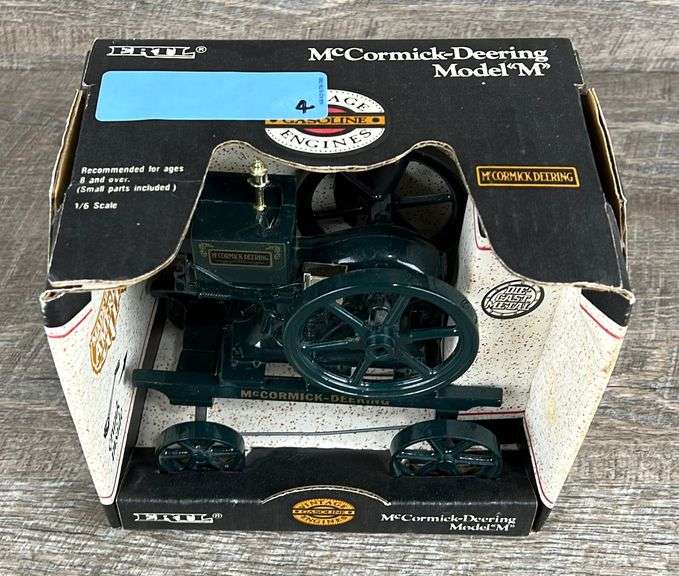 1/6 Ertl McCormick-Deering Model M engine - Schneider Auctioneers LLC