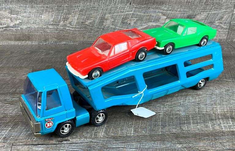 Buddy L metal car carrier w/ plastic Ford Mustangs - Schneider ...