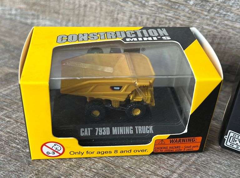 Group of Norscot Caterpillar Construction Minis - Schneider Auctioneers LLC