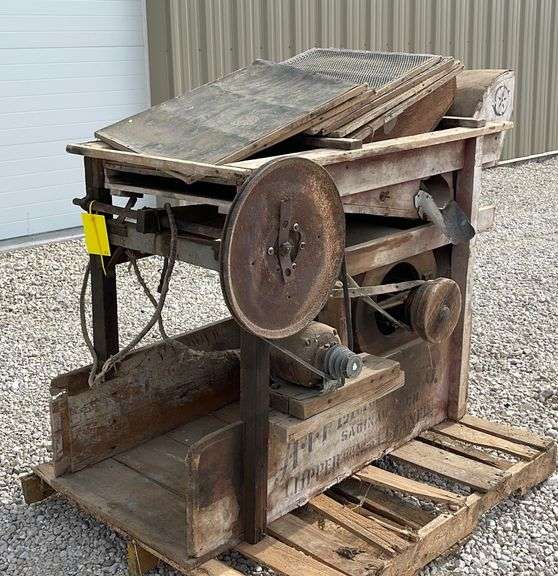 Antique Clipper seed cleaner - Schneider Auctioneers LLC