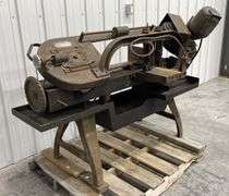 Wellsaw model 8 M metal bandsaw - Schneider Auctioneers LLC