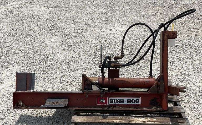 Bush Hog LS19 3-pt log splitter - Schneider Auctioneers LLC