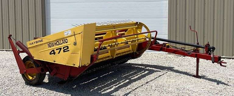 New Holland 472 7' haybine - Schneider Auctioneers LLC