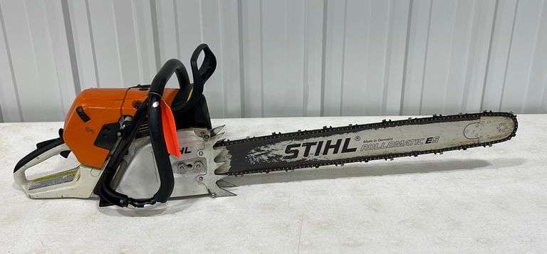 Stihl MS441 chainsaw - Schneider Auctioneers LLC