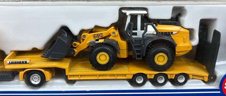 1/87 Siku MAN truck w/ low loader and Liebherr 580 wheel loader ...