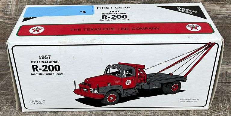 1/34 First Gear 1957 International R-200 Texaco winch truck - Schneider ...