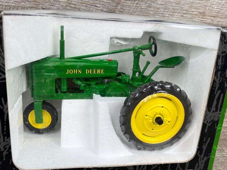 1/16 Ertl John Deere Model HN collector’s edition tractor - Schneider ...