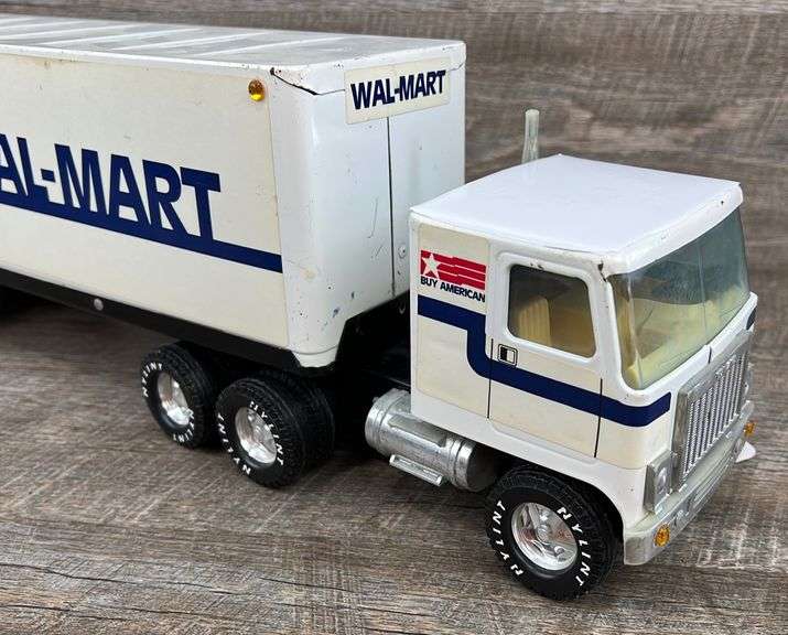 Ertl GMC Astro cabover Walmart tractor trailer - Schneider Auctioneers LLC