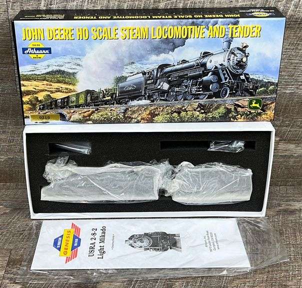 Athearn HO Scale John Deere steam locomotive and tender - Schneider ...
