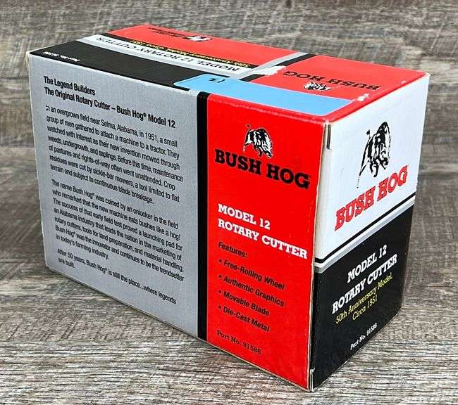 1/16 Die-Cast Promotions by Ertl Bush Hog model 12 rotary cutter ...