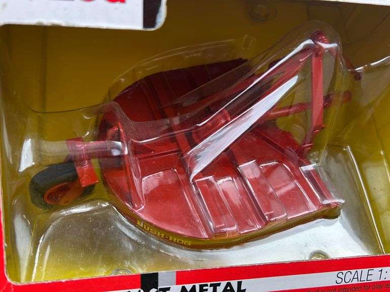 1/16 Die-Cast Promotions by Ertl Bush Hog model 12 rotary cutter ...