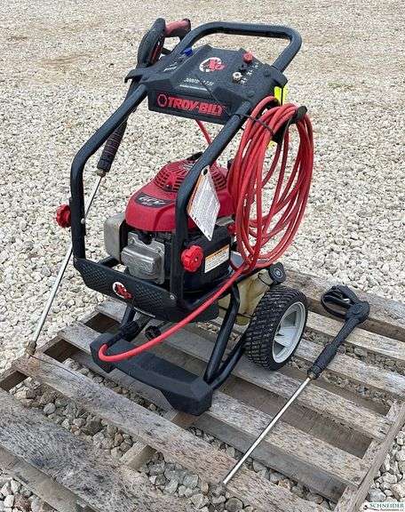 Troy Bilt XP 3000 psi gas pressure washer - Schneider Auctioneers LLC