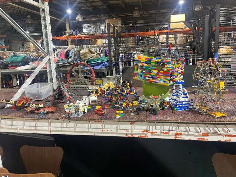 Assorted Lego and Erector Sets - BidSells