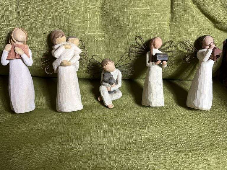 Willow Tree Figures - BidSells
