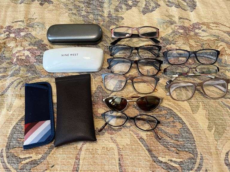 Glasses and Cases - BidSells