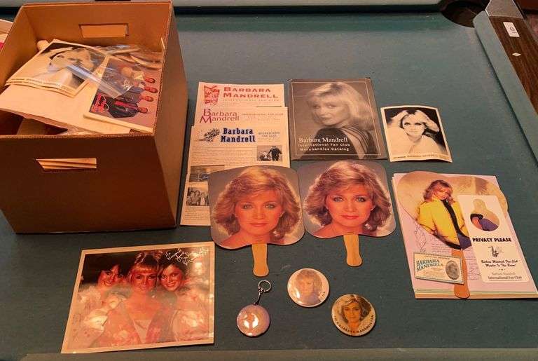 Lots of Barbara Mandrell fan club items - Sherwood Auctions