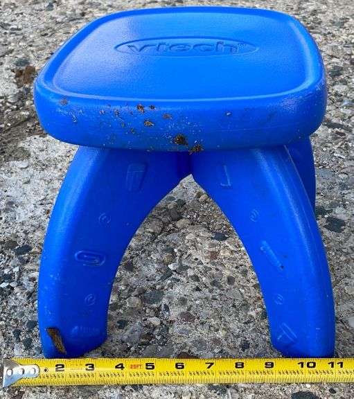 Child’s Vtech Stool - Sherwood Auctions