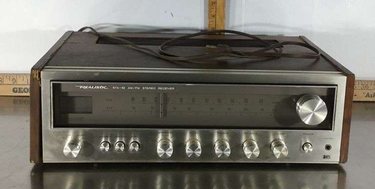 Realistic sta-52 Stereo Reciever - Sherwood Auctions