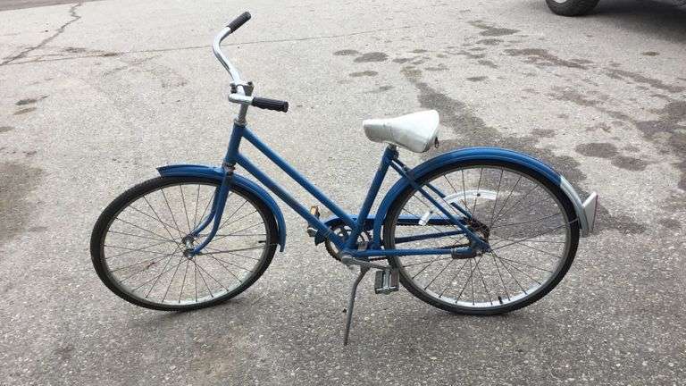 Raleigh Space Rider Bicycle 26” From Ground - Sherwood Auctions