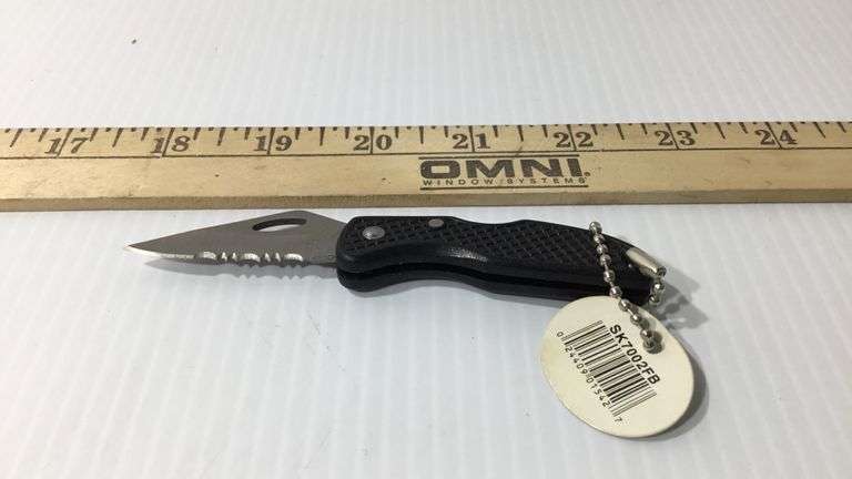 Ducks Unlimited Multi Tool and Small Jack Knife - Sherwood Auctions