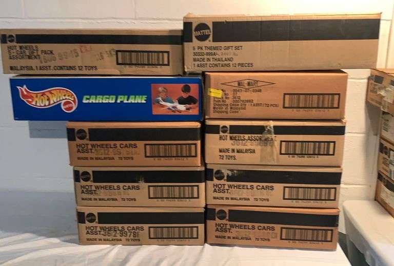 10 Original Cardboard Hot Wheels Boxes - Sherwood Auctions